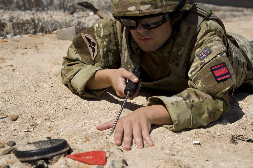 Field Lessons For Detecting and Avoiding Mines – Counter Mine Operations